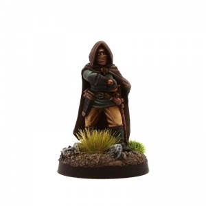 Female Assassin Unsheathing Dagger - Dee Deli